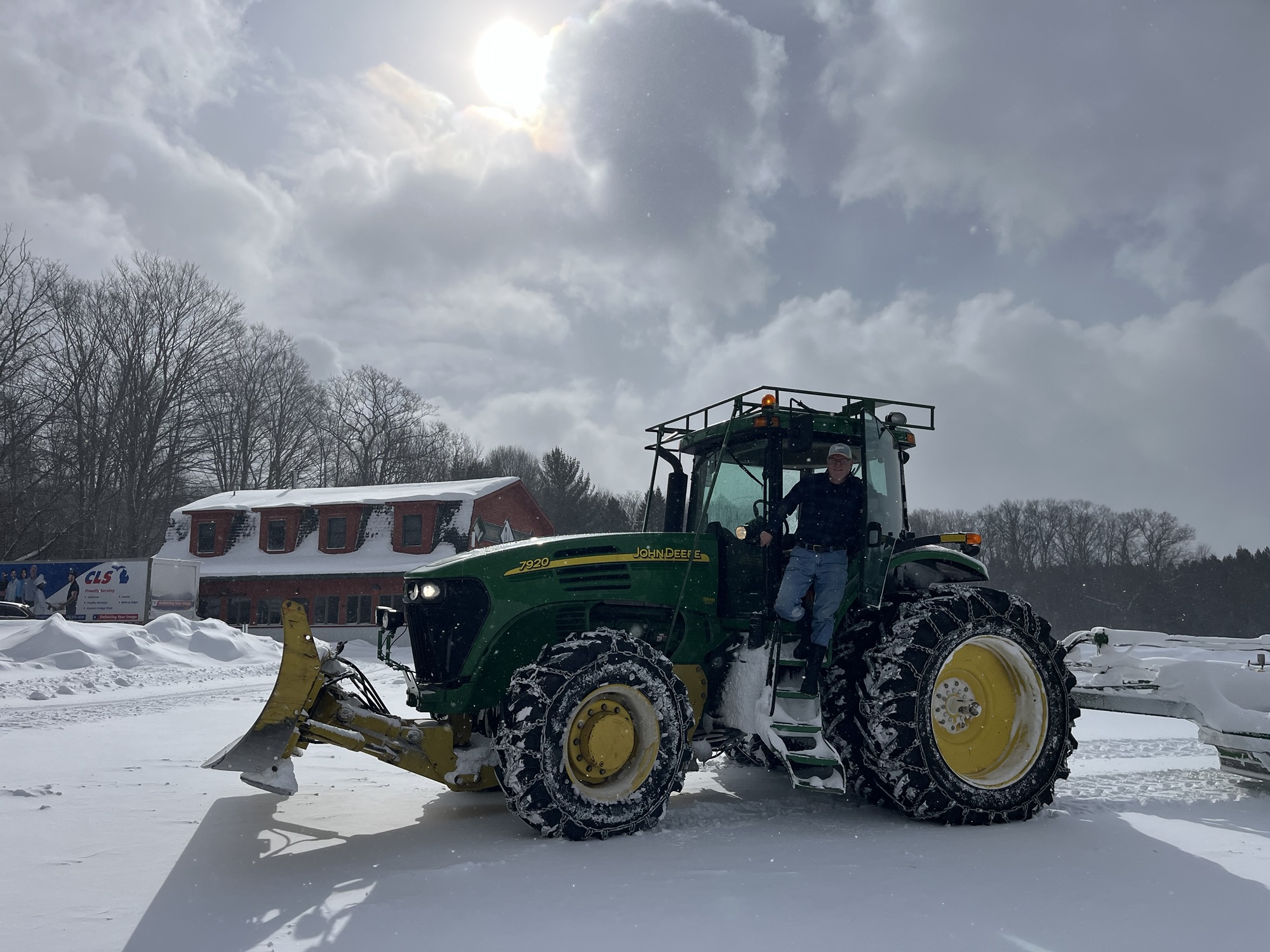 Busy Weekend Ahead! - Coyote Crossing